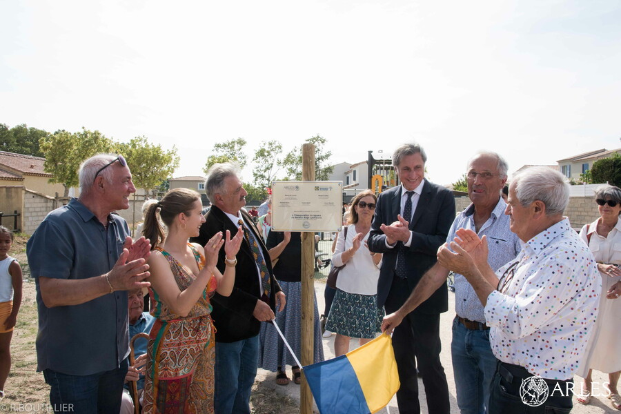 Raphèle rend hommage au docteur Ange Lanfranchi – Arles